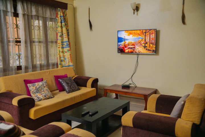 Olga Courts"a Family's Beautiful Way To Dream" - Kampala