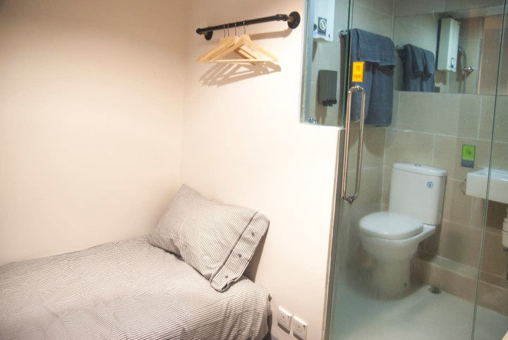 Budget Single Rm@ Tsim Sha Tsui, Super Convenient - Hong Kong