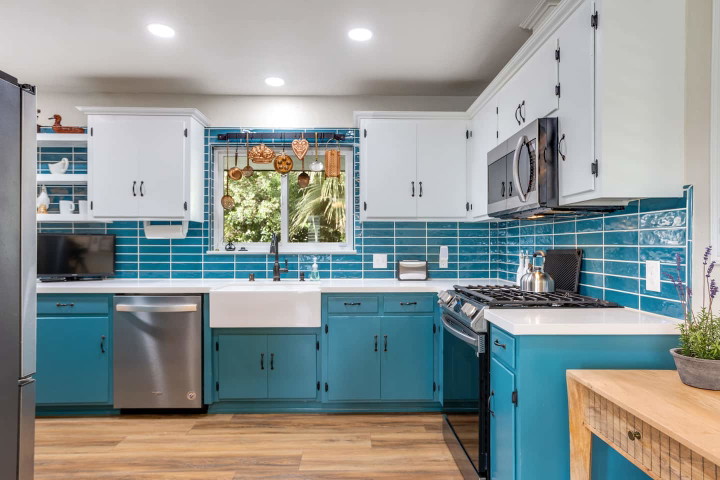 Grand Downtown Bakersfield Home - Bakersfield, CA
