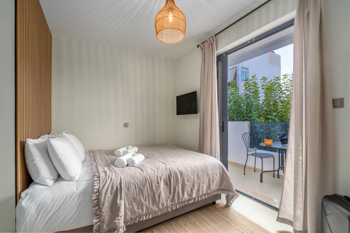 Fly & Stay Apt. 4 - Grecia