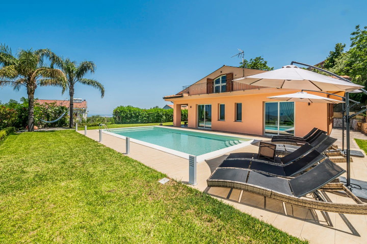 Espléndida Villa Con Piscina Privada De Hidromasaje Climatizada Con Vistas A Las Islas Eolias. - Barcellona Pozzo di Gotto