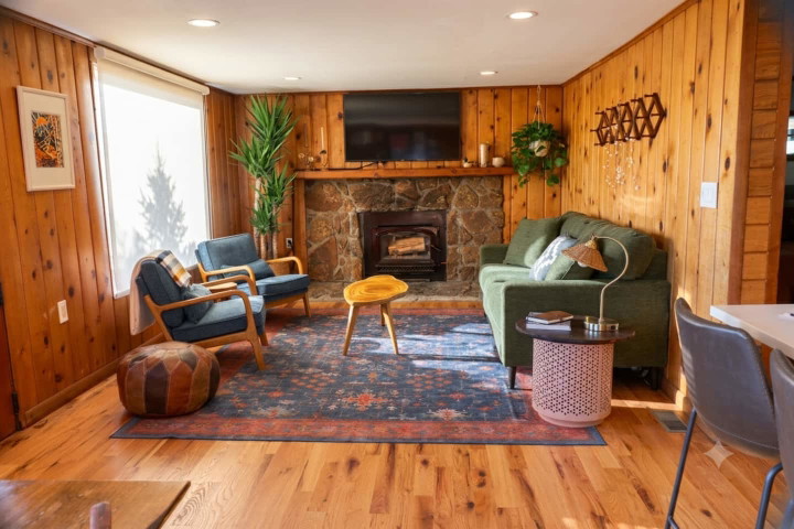 Knotty And Nice Cabin (Evergreen) - 