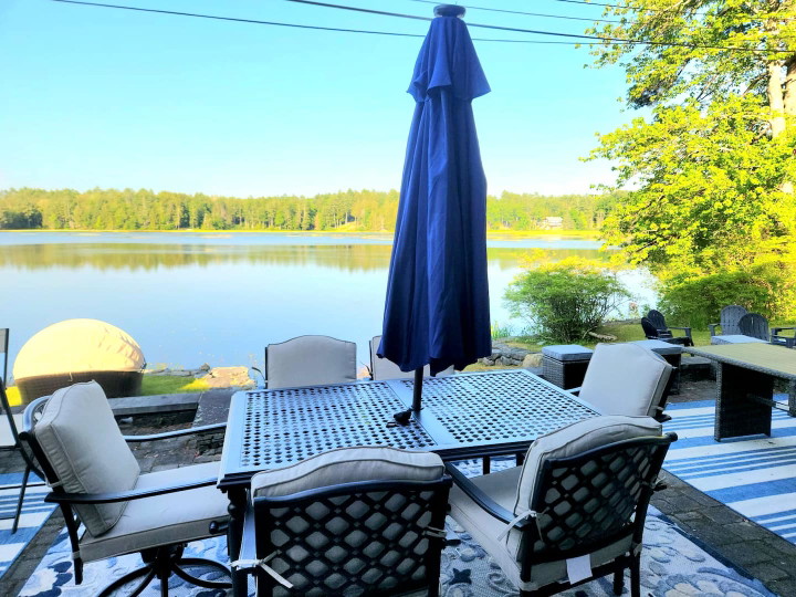 Waterfront Retreat Sleeps 12 - Massachusetts