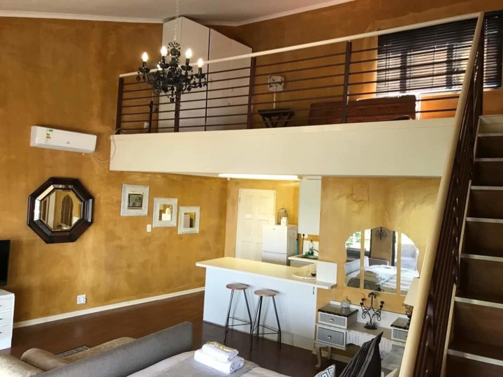 Winston House Spacious Self Catering, Loft - Durban