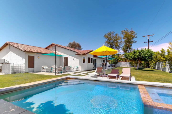 Remodeled 3br Dog Friendly | Private Pool | Patio - Palm Springs, CA