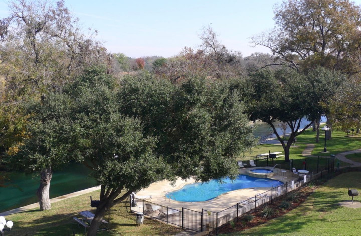 Rio Vista On The Comal River - New Braunfels, TX