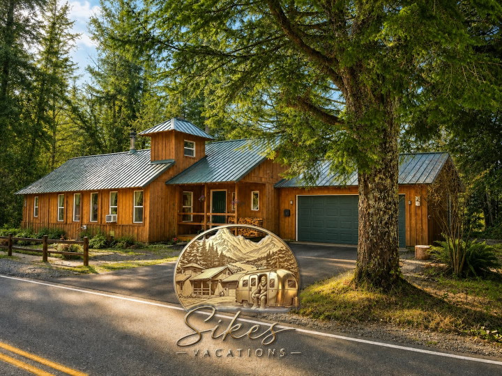 Cozy Cabin W/ Hot Tub & Sauna, Near Stevens - Skykomish, WA