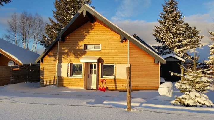 Chalet Douillet Du Haut-doubs, à 1000 M D'altitude - Doubs