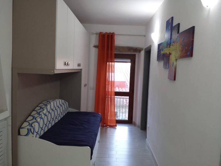 Bilocale In Pieno Centro Storico Con Wifi - La Maddalena