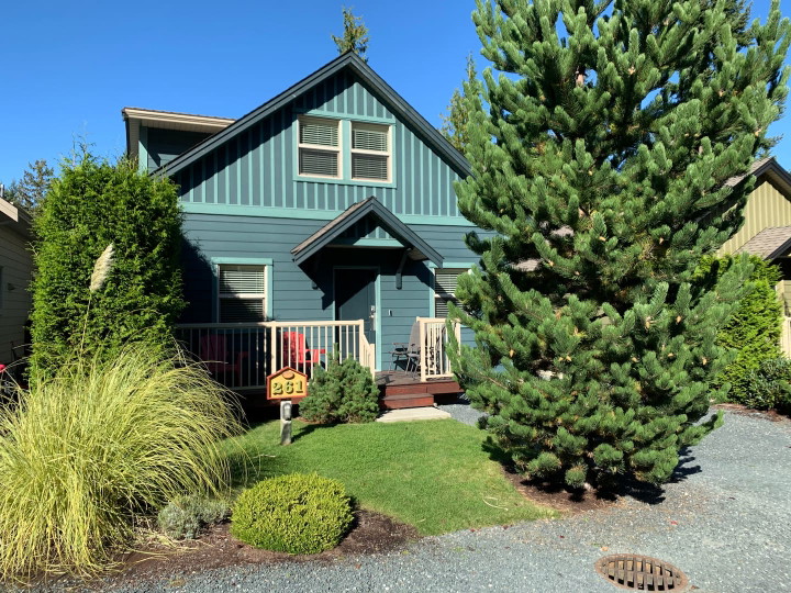 Oceanside Cottage - Vancouver Island Getaway - Parksville