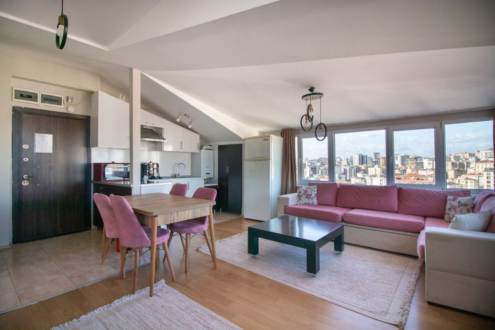 Charming 2br Panoramic Views Penthouse In Maltepe - Maltepe