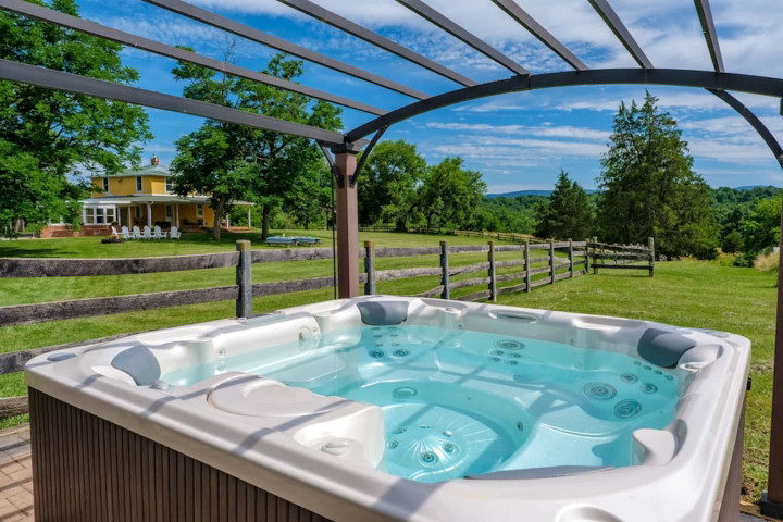 Leave The Chaos Behind! Serenity Is Here For You! - Front Royal, VA