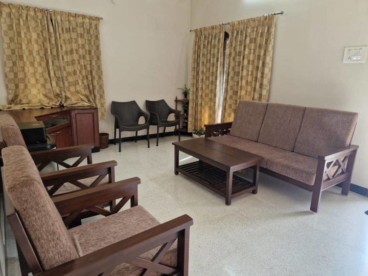 2 Bedroom House Near Gknm & Ramakrishna Hospital - Coimbatore