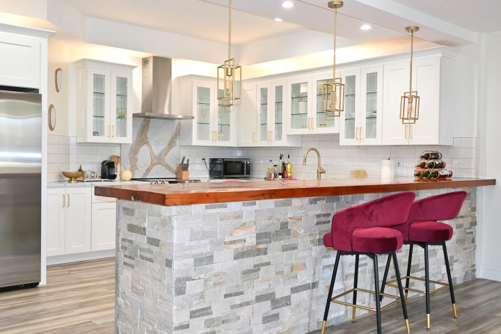 Modern Cozy, Pet Friendly - Waterbury, CT