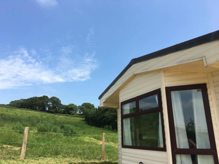 Park Gate House Farm Holidays-colyton-elizabeth. - Honiton