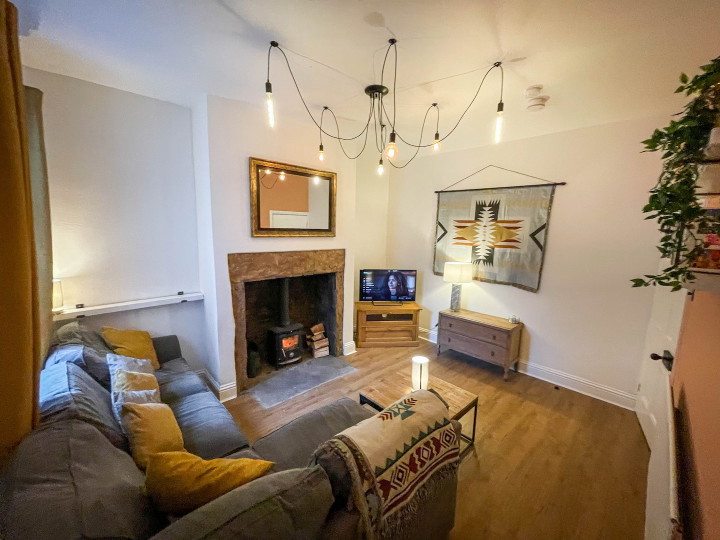 Luxury 3 Bedroom Cosy Townhouse With Wood Stove - Carlisle