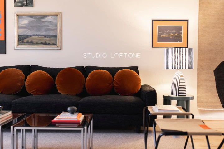 Studio Loft One North Adelaide | Giddy, On Arrival - Prospect