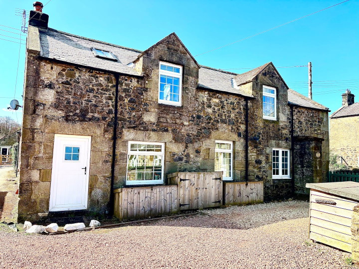 Beautiful Beach Cottage - Bamburgh