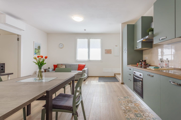 Entire New 85-square-meter Apartment With Parking - Reggio Emilia
