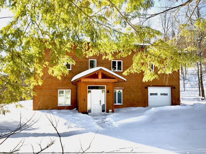 Chalet In The Mountain / Swimming Pool - Fireplace - Orford