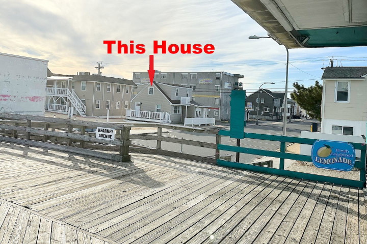 Beach Block Cottage W/ 2 Parking & Private Deck [1219] - New Jersey