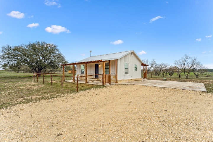 Secluded Ranch House - Stephenville, TX