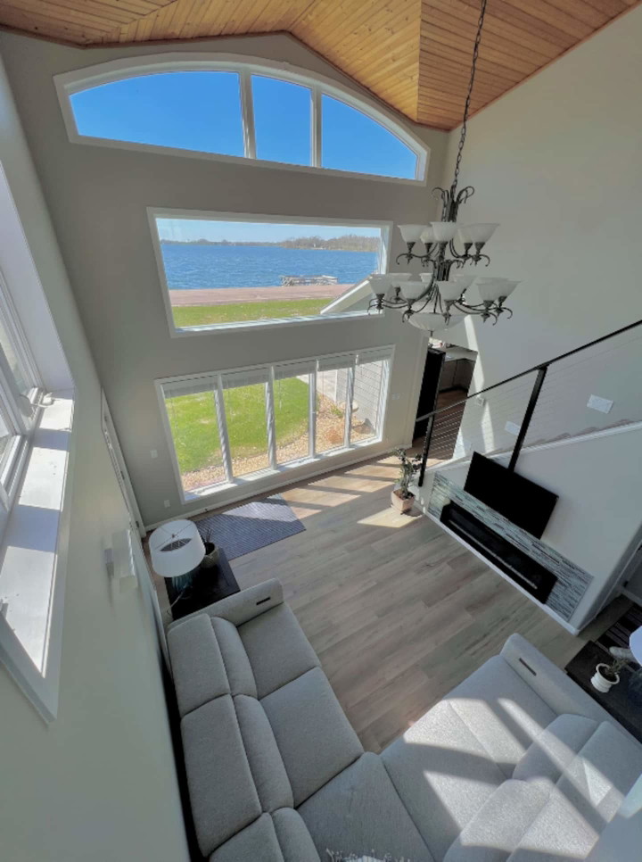 Skeets Retreat: Lake Herman Madison, Sd Sleeps 8 - United States