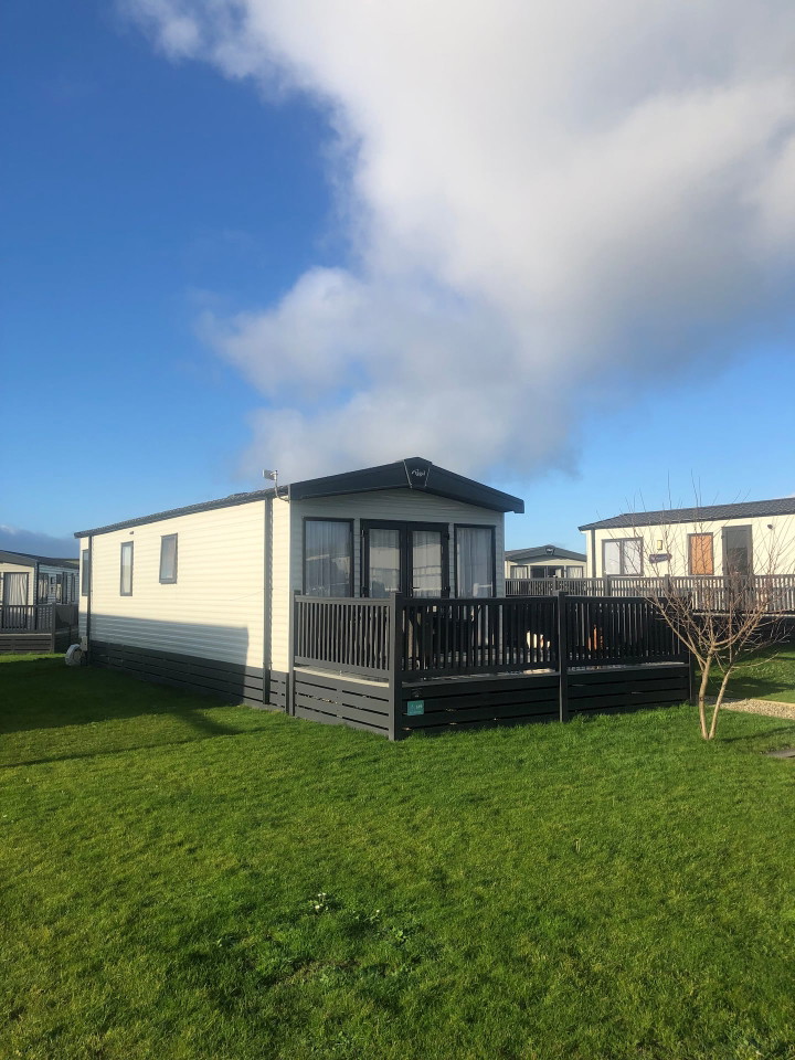Cozy Dog Friendly Lodge 15 Minutes Walk From Bude - Bude