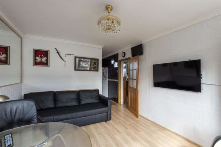 1 Bedroom Flat Close To City - Free Car Parking - Londres