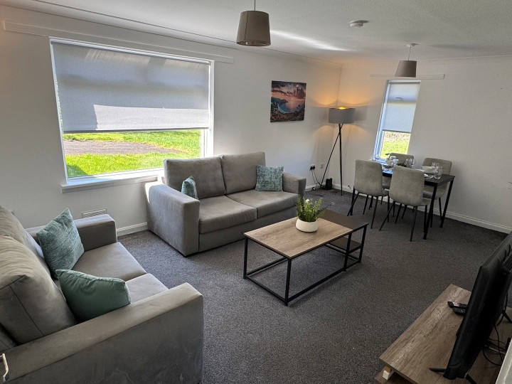 Ideal For Contractor Stays - 5 Beds - Parking - Motherwell