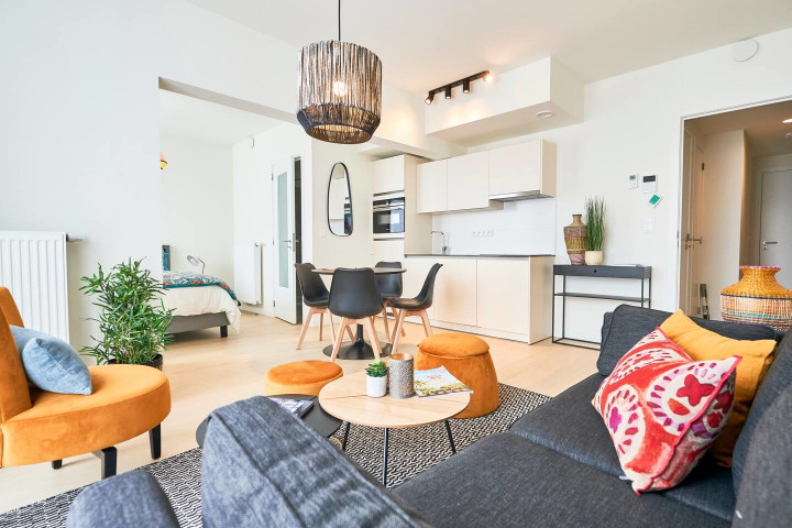 Studio - Real Bed/washer/luggage Room - Etterbeek