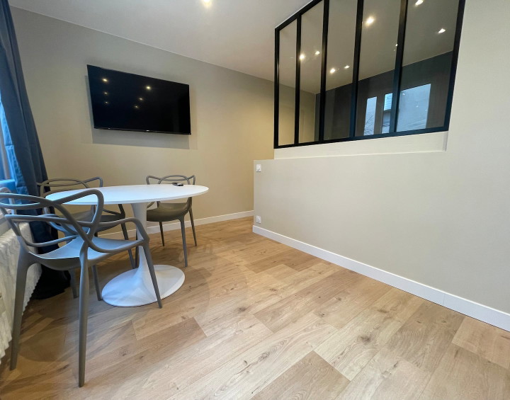 2-room Apartment *Station* Renovated - Annemasse