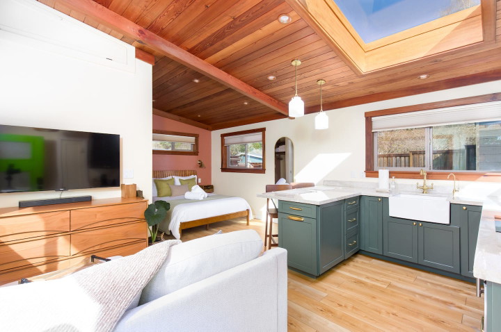 La Maisonette-arcata-close To Town, Hot Tub - Arcata, CA