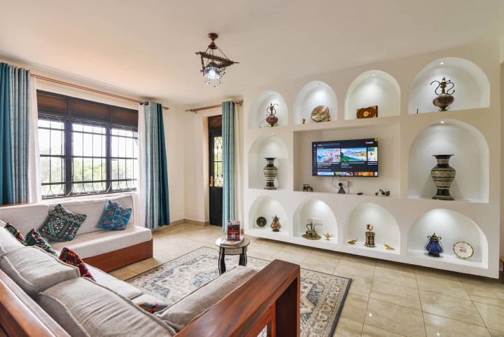 Moroccan-inspired Luxury Apartment With City Views - Ouganda