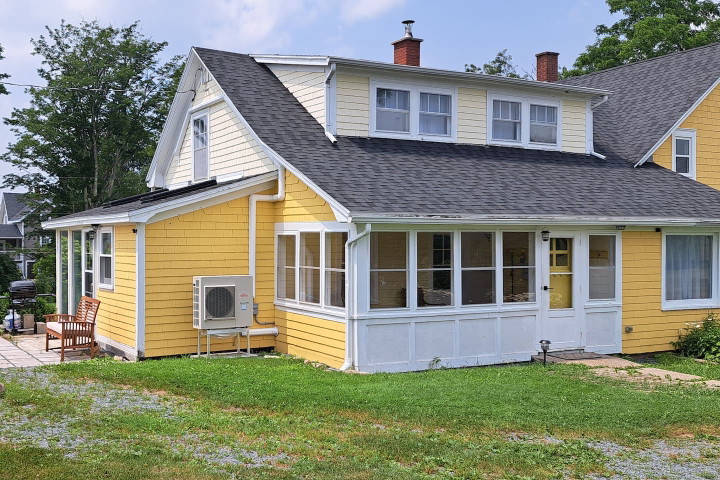 Cozy 3 Bedroom Annapolis Valley Hideaway - Nova Scotia