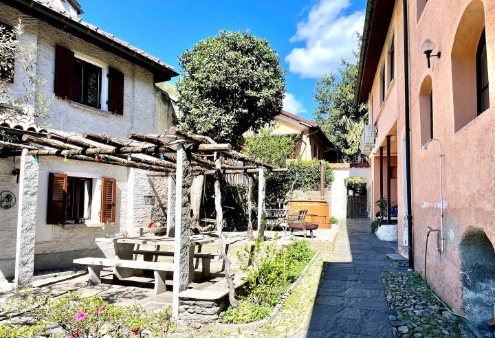 3 Wohnungen Mit Innenhof - Bellinzona