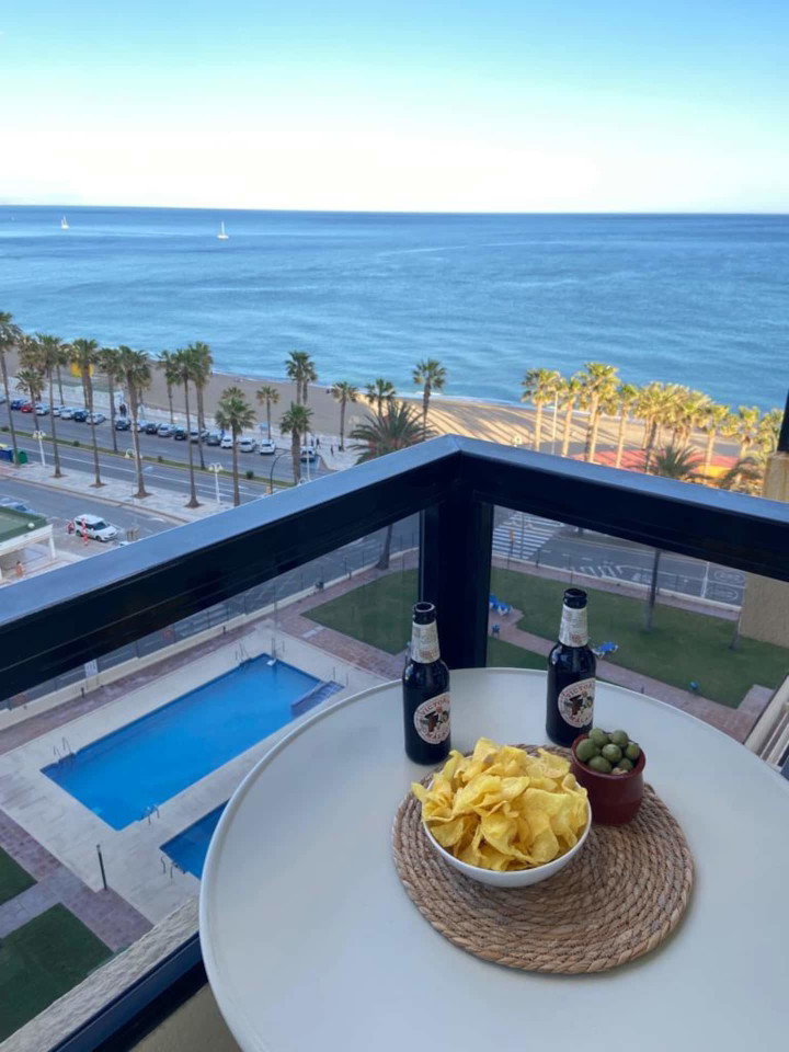 Beachfront Apartment - Benalmádena
