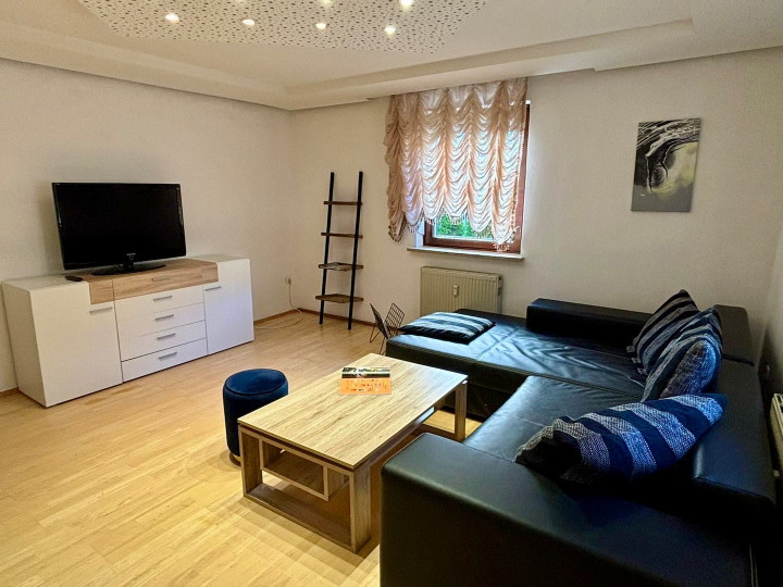 Wohnung Neben Schloß Blutenburg Mit Eigenem Garten - Munich