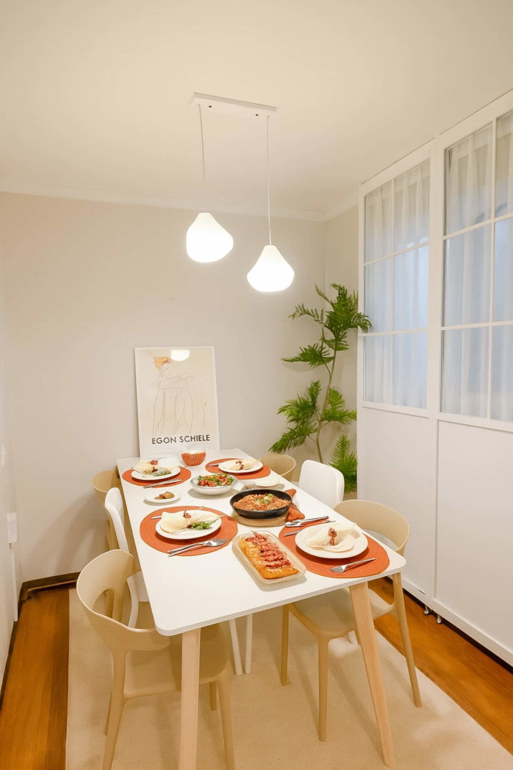 The Den/8인/침대4/집앞주차/동대구역도보6분/단독사용/짐보관o/엑스코20분 - Daegu