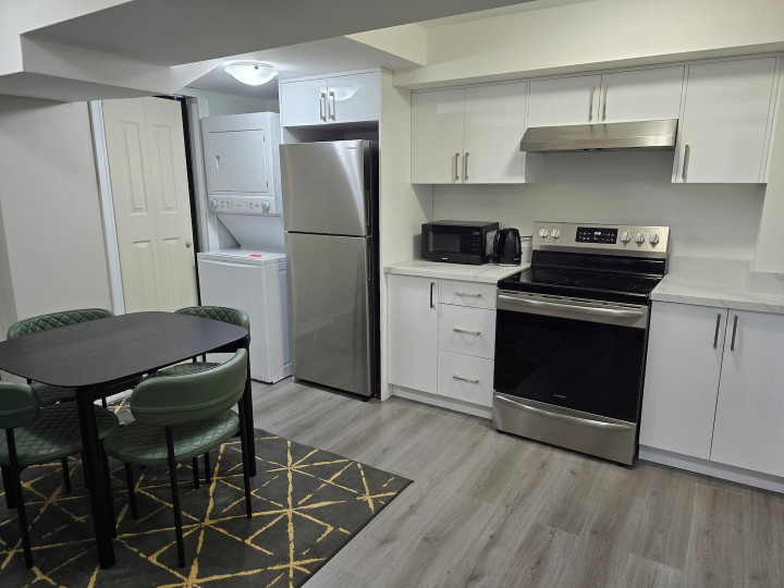 Cozy 2br Basement Apartment - Bowmanville