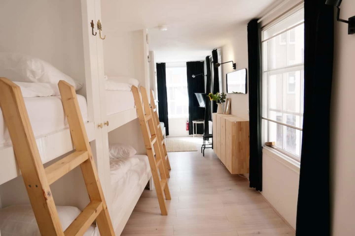 Tiny 6 Persons Facility In The Middle Of Haarlem - Haarlem