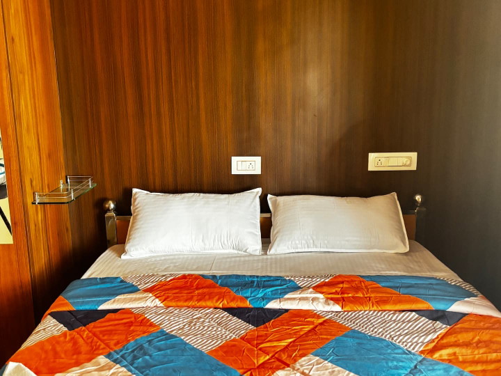 Sg202 | Comfortable 1bhk Near Infosys & E-city - Bengaluru