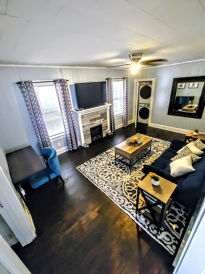 1 Bedroom Apartment On Irving Place - Shreveport, LA