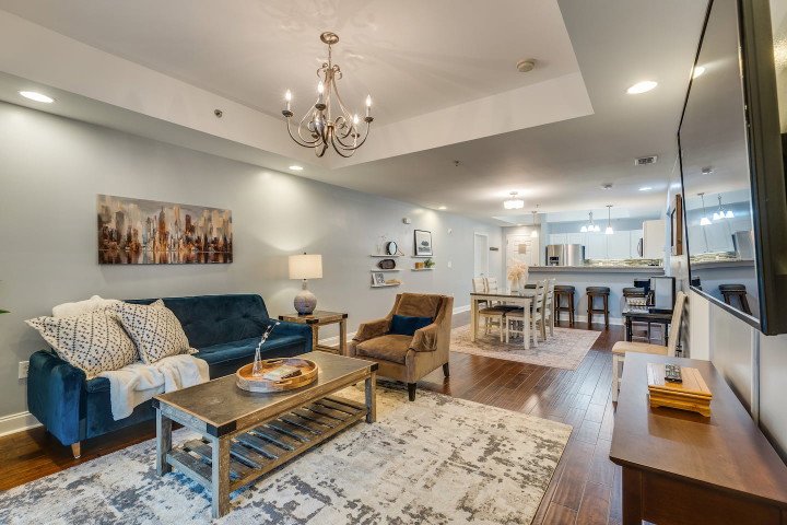 2&nbsp;Chambres/2&nbsp;Salles De Bain, Double Balcon, De Plain-pied, Ascenseur - Bristol, TN