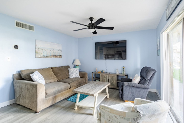 Blue Ocean Condo - Merritt Island, FL