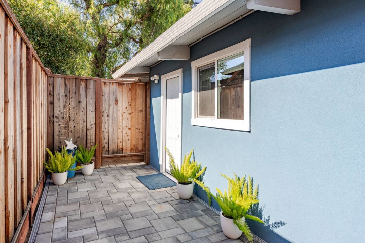 Lovely Private Mid-century Studio - Livermore, CA