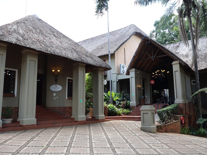 Holiday Chalet Two Bedroom Room 23 - Tzaneen