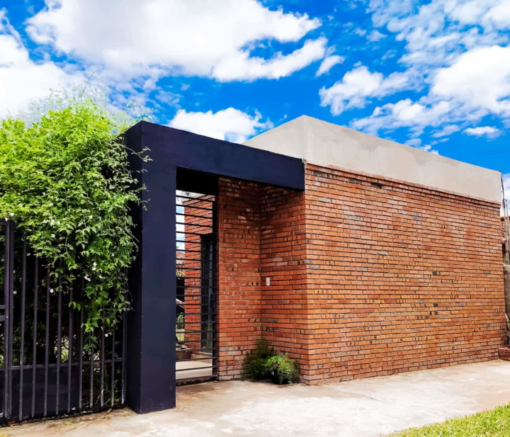 Independent Room Near The Airport - Paraguay