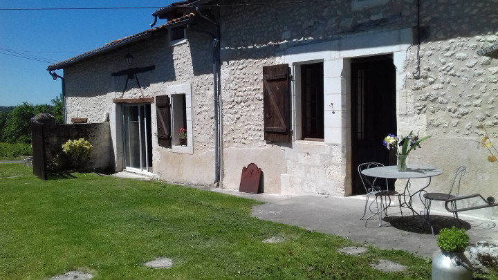 " The 4 Seasons" Whole House, Private Pool - Dordogne