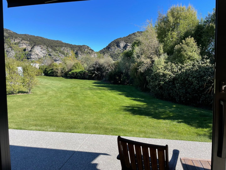 Wanaka Garden Oasis Cottage - Wanaka